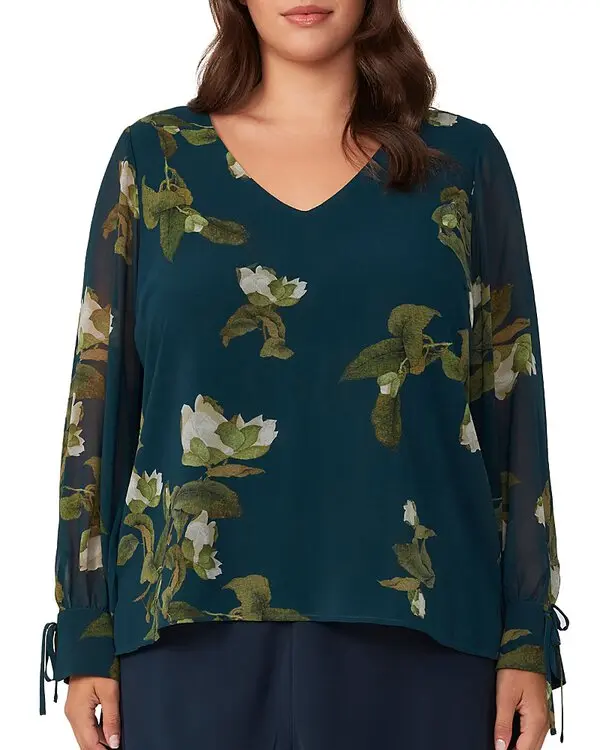 ESTELLE Printed Summit Top