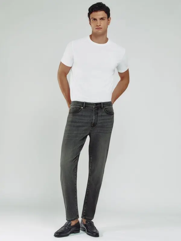 REISS Rathbone Relaxed-fit Cropped Jeans - Washed Black