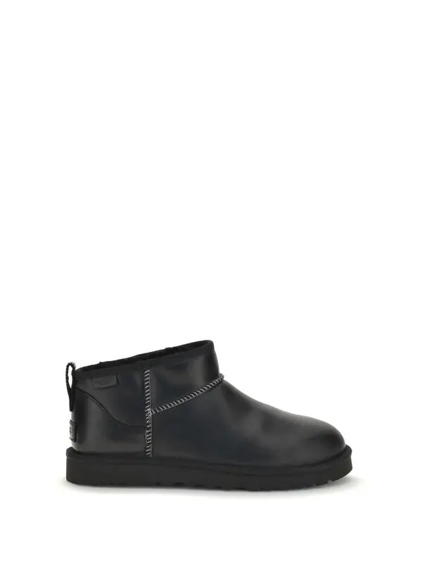 UGG Ultra Mini Leather Snow Boots - Black