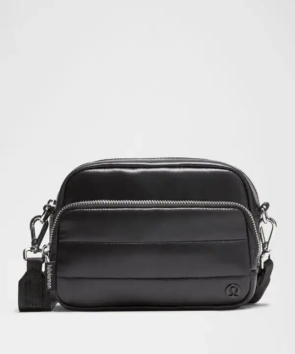 Lululemon Everywhere Crossbody Bag 2l - Black | Editorialist