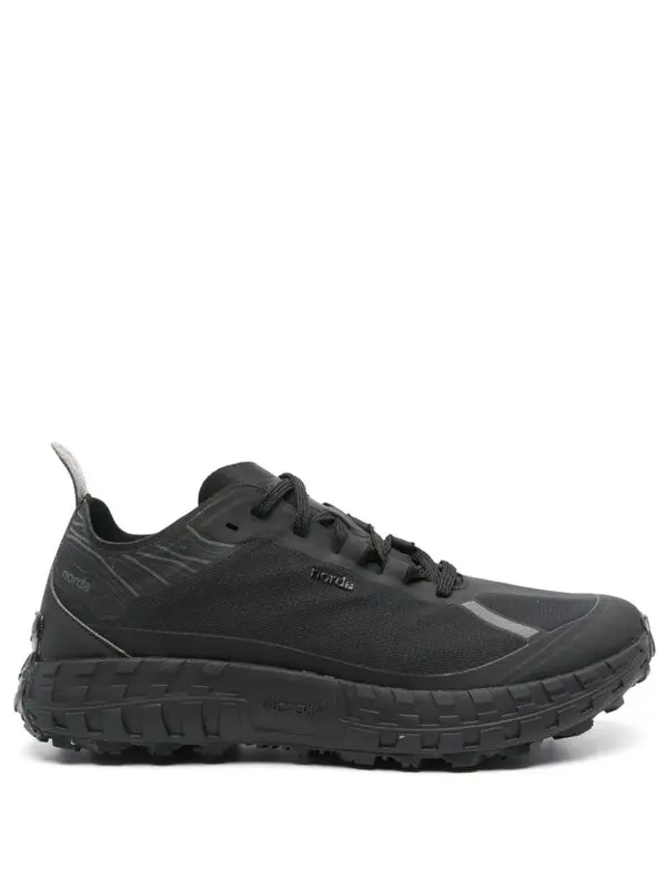 NORDA 001 Sneakers - Black