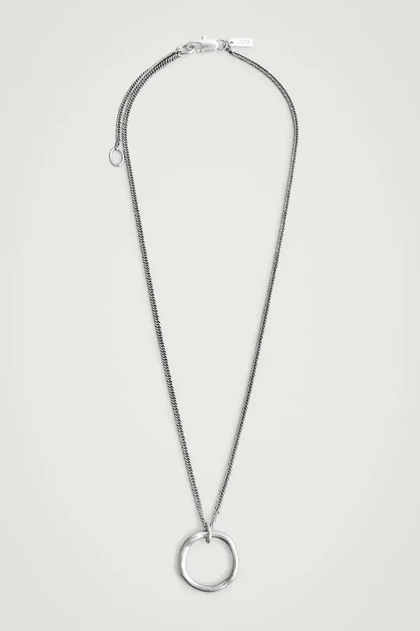 Cos Hammered Circular-Pendant Necklace - Silver | Editorialist