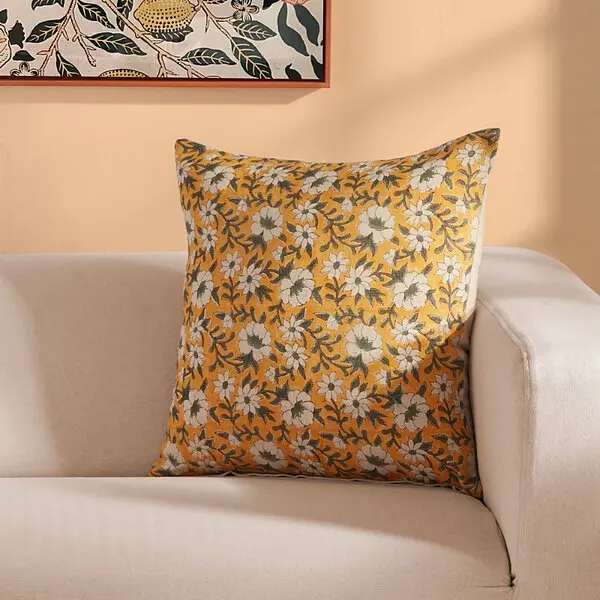 ROSELLI Sunflower Field Linen Decorative Pillow, 20 X 20