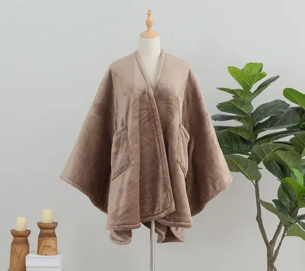 BERKSHIRE BLANKET Berkshire Velvetsoft & Sherpa Heated Wearable Throw