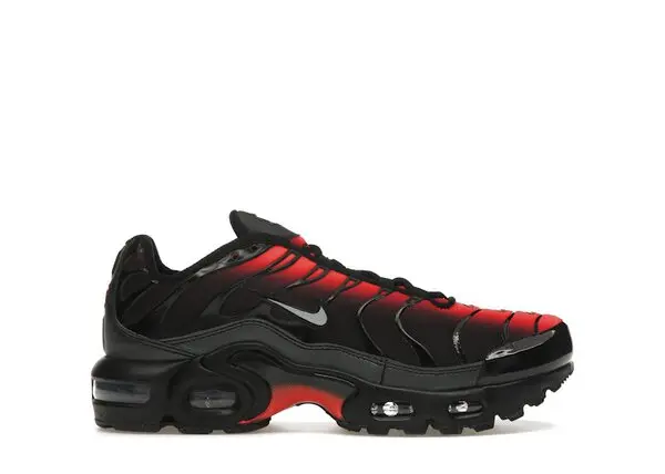 Nike Air Max Plus Sneakers - Black/bright Crimson/wolf Grey