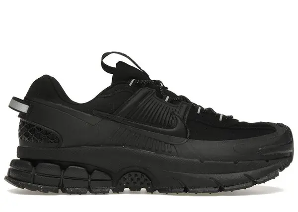 Nike Zoom Vomero Roam Sneakers