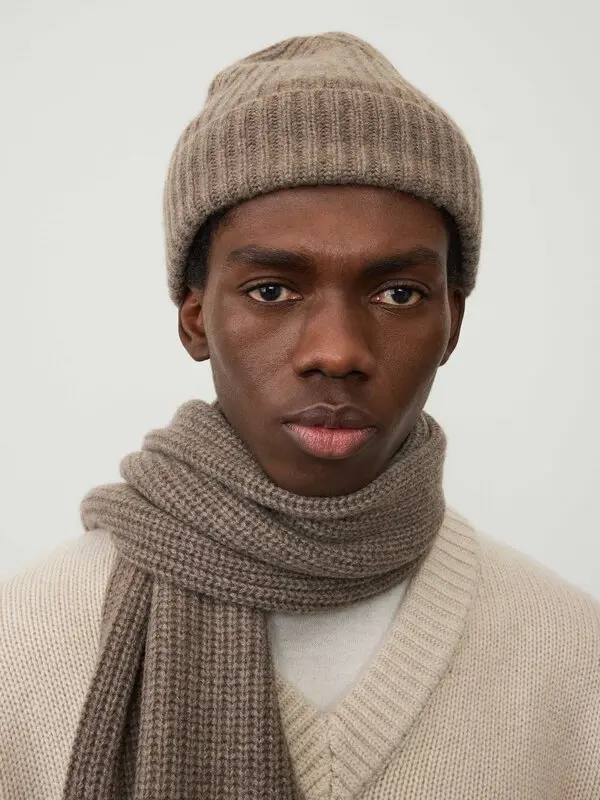 LISA YANG STORE Menton Beanie - Truffle