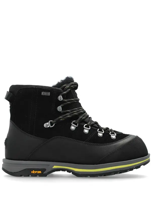 UGG Brecken Boots - Black