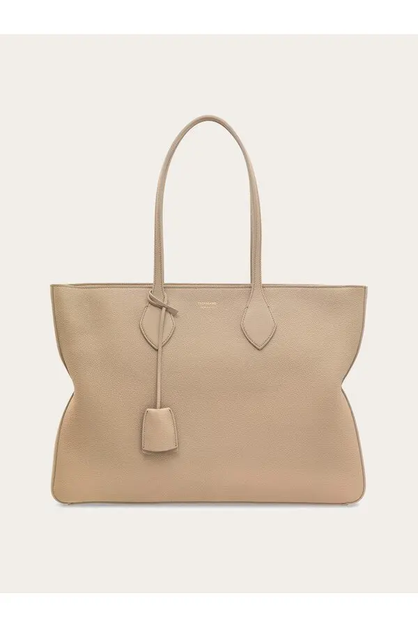 FERRAGAMO Star-shaped Tote Bag - Gold