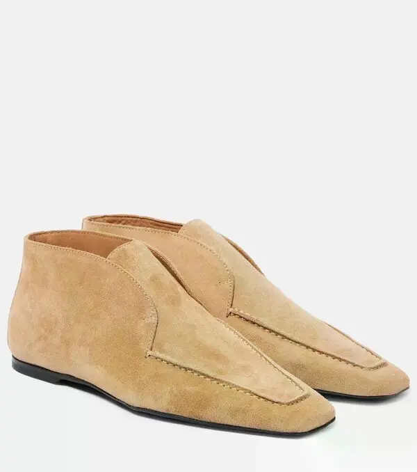 TOTÊME Desert Suede Boots - Beige