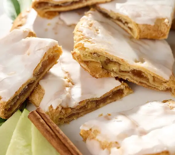 RACINE DANISH KRINGLES Racine 22 Oz Apple Cinnamon Or Pecan Danish Kringle
