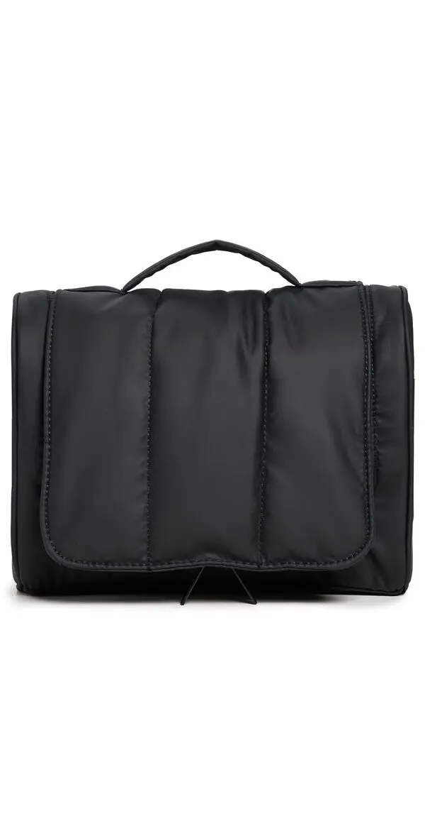 CALPAK Luka Hanging Toiletry Kit