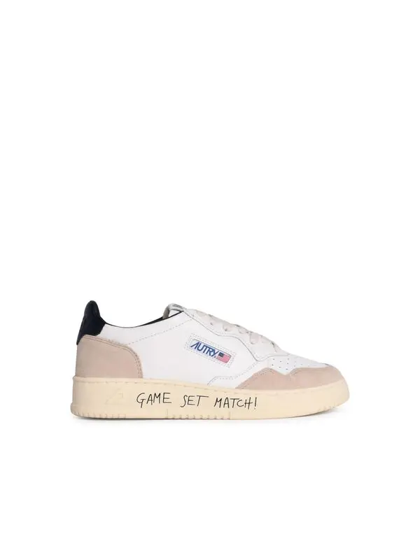 AUTRY Medalist Low Leather Sneakers