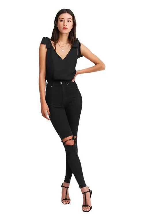 BELLE & BLOOM Feel For You V-neck Top - Black