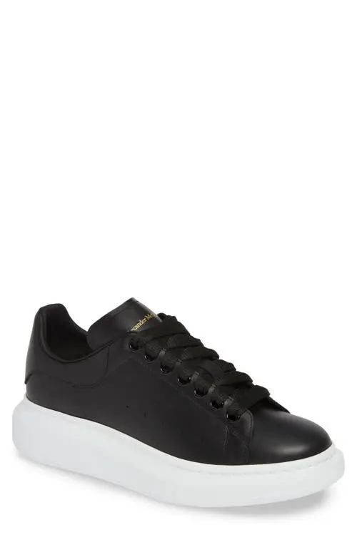 Alexander McQueen Oversized Sneakers - Black