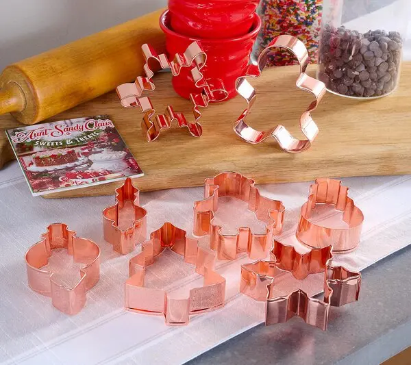 SANDRA LEE Set Of 8 Copper Christmas Cookie Cutters