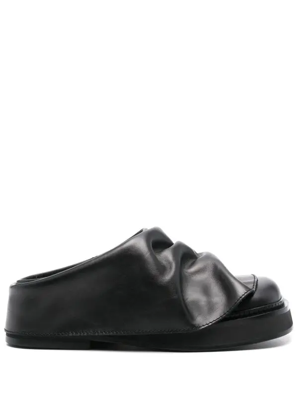 Attico Mini Robin Sabot - Black