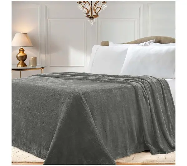 SUPERIOR Solid Fleece Medium Weight Fluffy Soft Blanket Twin