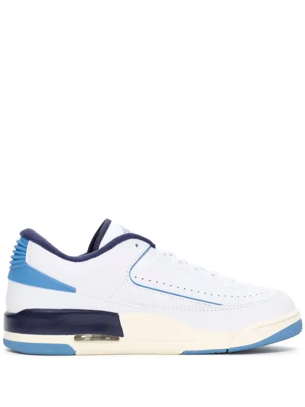 JORDAN 2/3 Sneakers