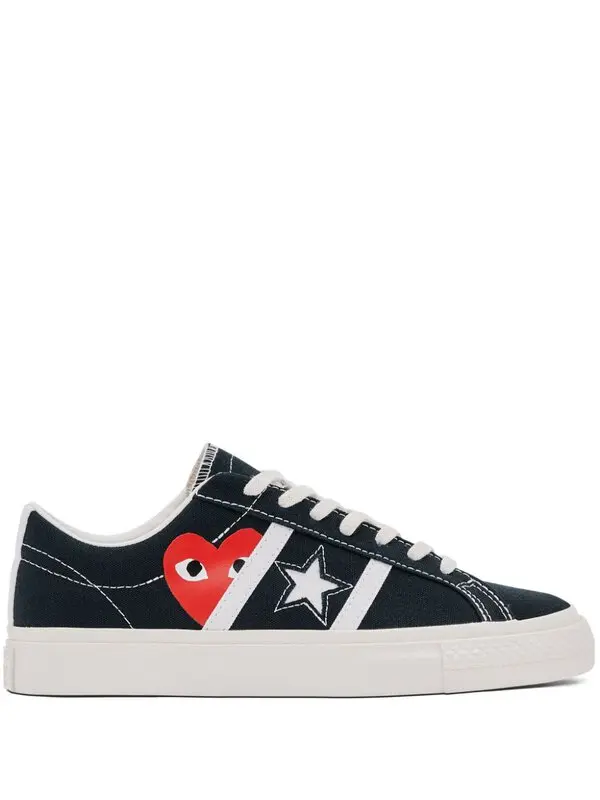 COMME DES GARÇONS PLAY X CONVERSE One Star Academy Pro Sneakers