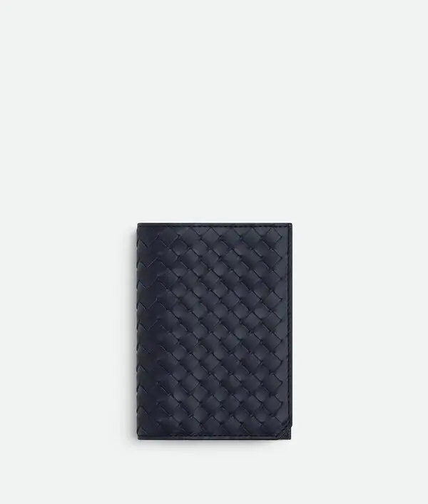 Bottega Veneta Intrecciato Piccolo Passport Case - Space