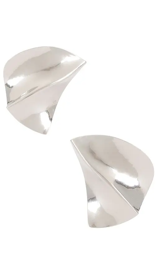 Shashi Andreia Earrings
