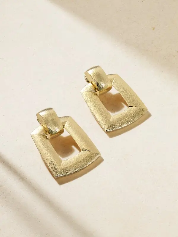 David Webb Twiggy Hammered 18-karat Clip Earrings