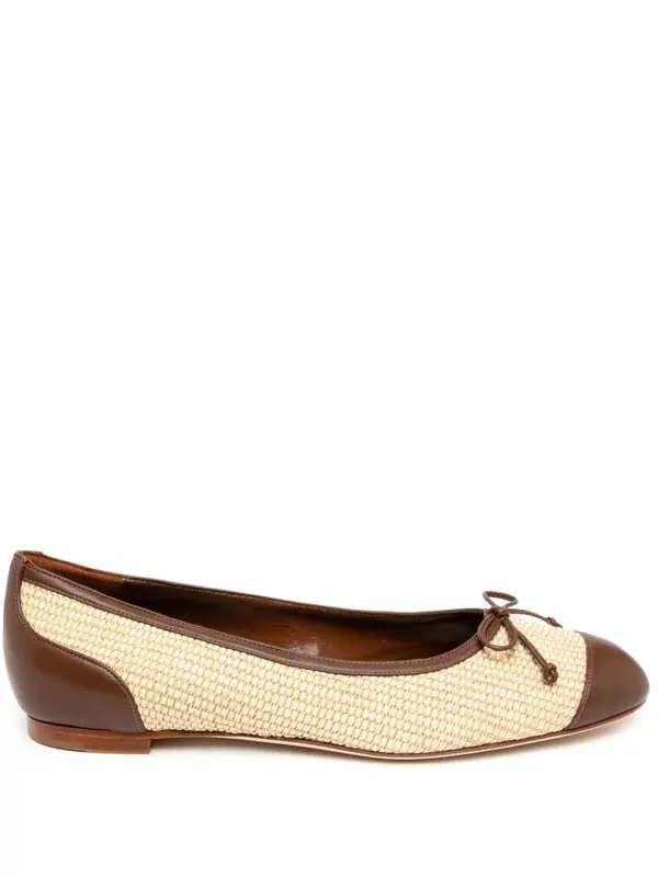 Manolo Blahnik Bow Detail Ballerina Shoes - Neutrals