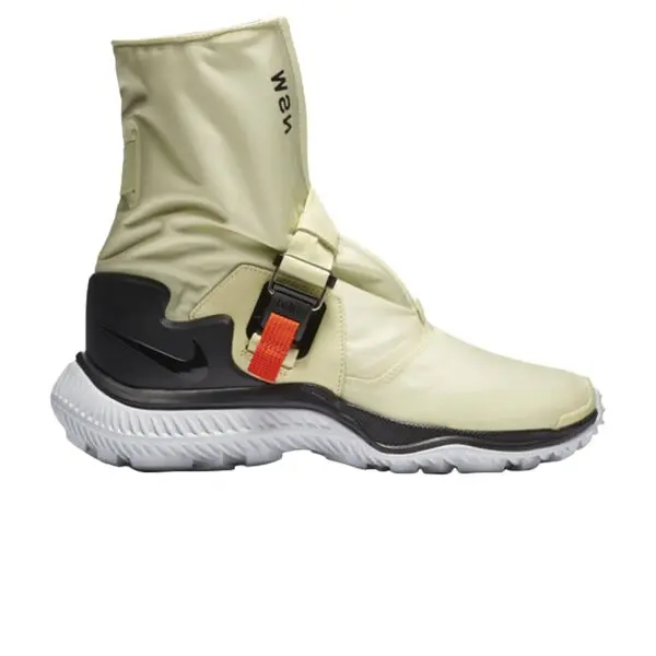 Nike Gaiter