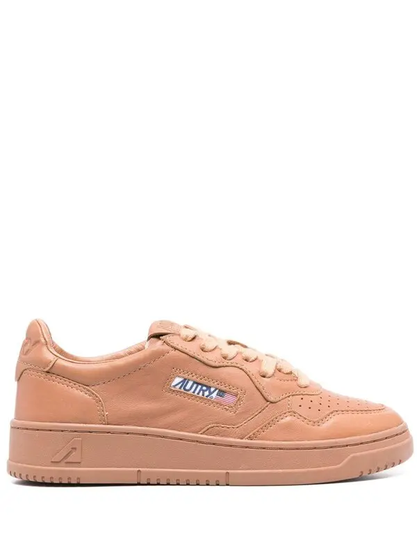 AUTRY Medalist Low Solidgoat Sneakers