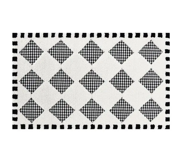 MACKENZIE-CHILDS Houndstooth Check Diamond 2'3' X 3'9' Rug