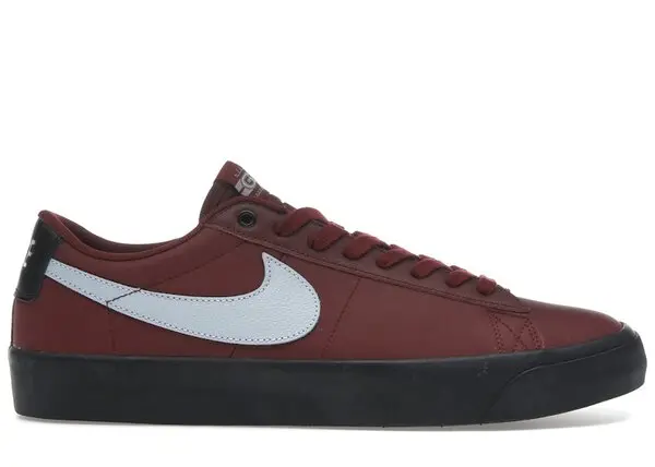 Nike Zoom Blazer Low Pro Gt Sneakers