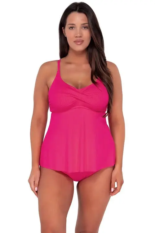 SUNSETS ESCAPE Tori Tankini Swimsuit Top - Begonia Sandbar Rib