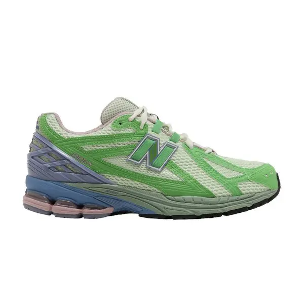 NEW BALANCE 1906r Sneakers - Green
