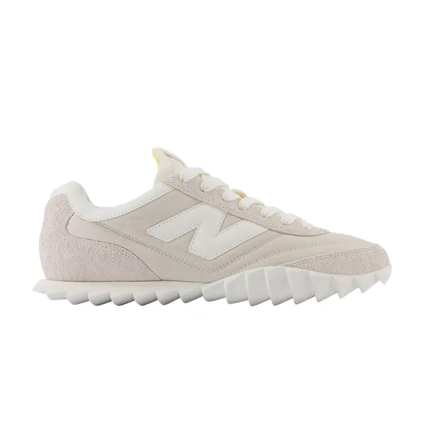 NEW BALANCE Rc30 Sneakers - Cream