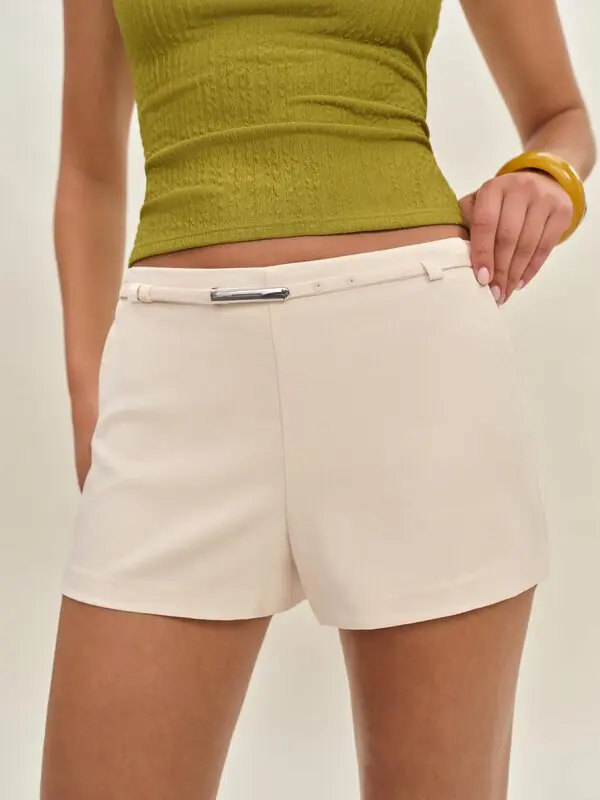REFORMATION June Low Rise Short - Sugar Belted