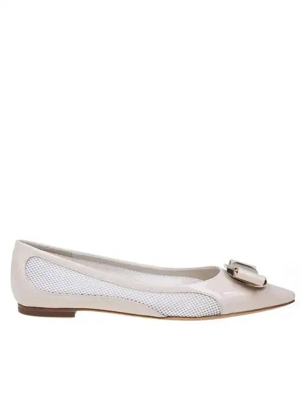 Ferragamo Ballerina Flats In Mascarpone 33% Off Editorialist