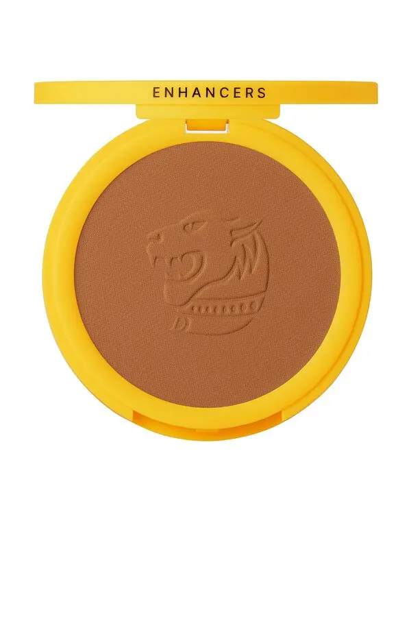 DUNDAS BEAUTY Bronzer Anonymous Step 4