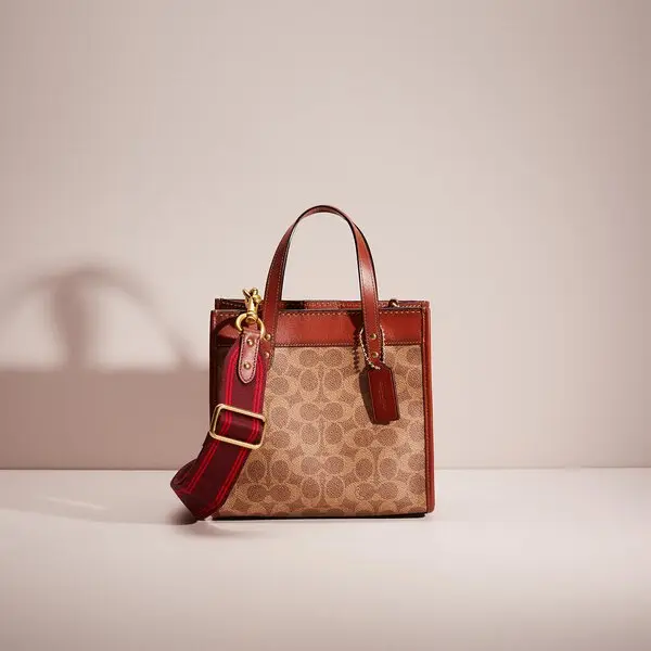 Coach Restored Field Tote 22 With Horse And Carriage Print - Brass/tan ...