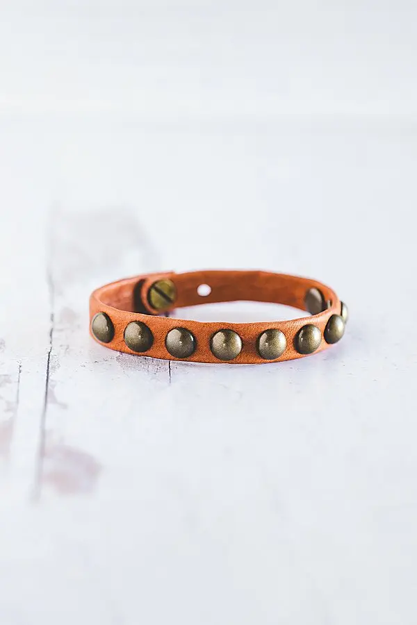 GIVING BRACELETS Antique Brass Dotty Bracelet - Rustic Brown