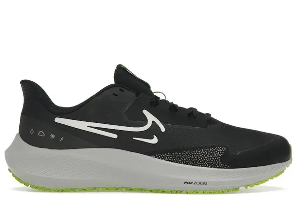 Nike Air Zoom Pegasus 39 Shield Sneakers