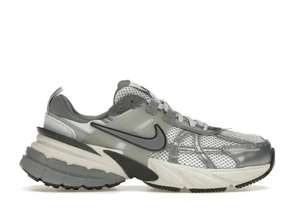 Nike V2k Run Sneakers - Pure Platinum/wolf Grey/cool Grey