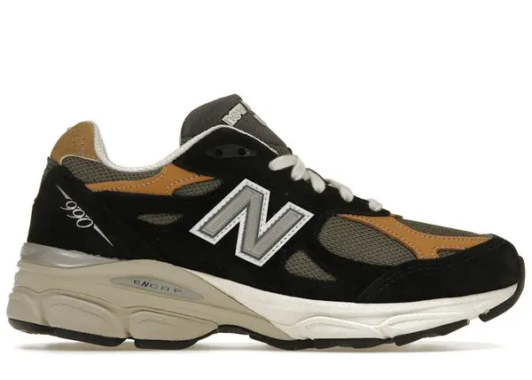 NEW BALANCE 990v3 Miusa Sneaker - Black/tan