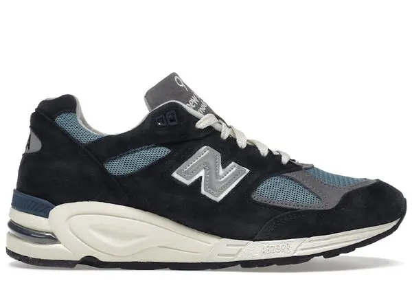 NEW BALANCE 990v2 Miusa Teddy Santisin Sneakers - Navy Blue/castlerock