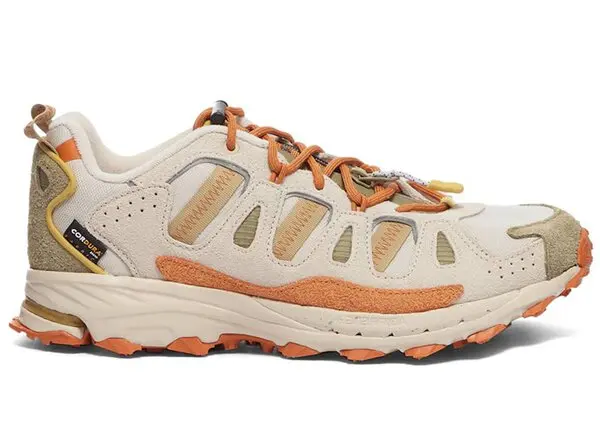 Adidas Superturf End. Ibex Sneakers