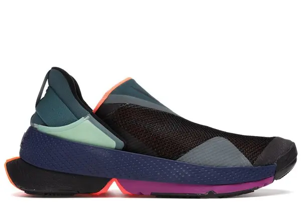 Nike Go Flyease Sneakers