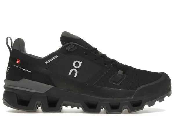 On Cloudwander Waterproof Sneakers - Black/eclipse
