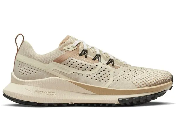 Nike React Pegasus Trail 4 - Sanddrift/coconut Milk/pearl White