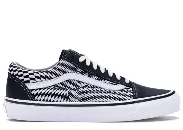 VANS Old Skool End Vertigoin Sneakers - Black/true White