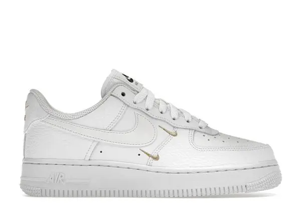 Nike Air Force 1 07 Essential Sneakers
